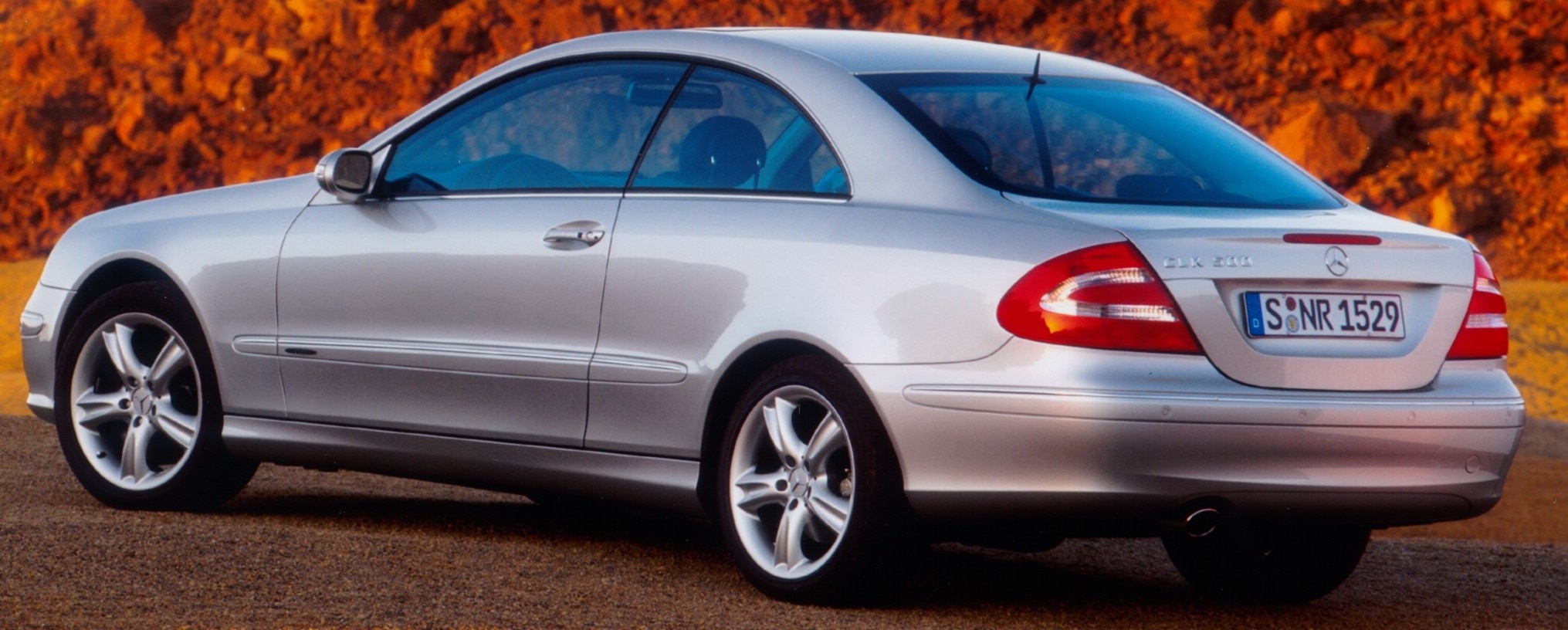 Mercedes-Benz CLK Review | Motors.co.uk