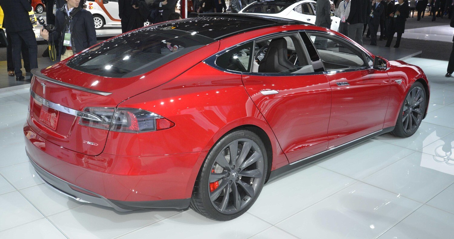 Tesla Model S Review | MOTORS